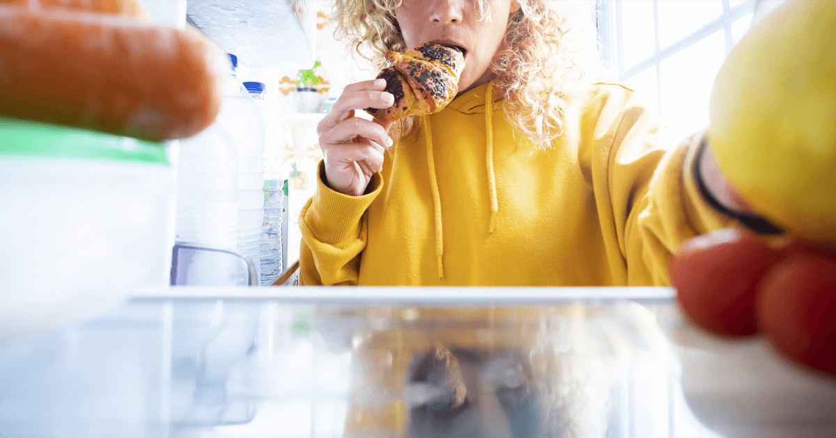 Comfort eating in perimenopause and menopause: what causes it and how ...